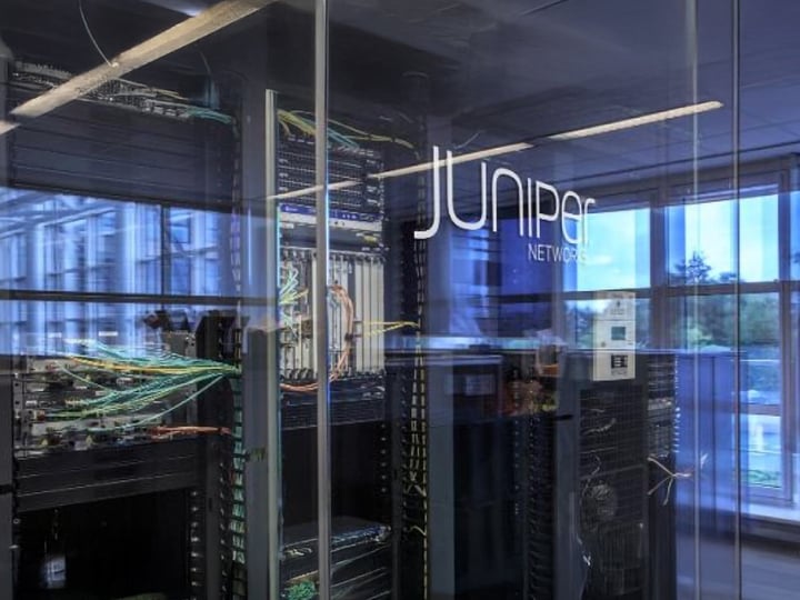 Juniper Distributor | Dicker Data